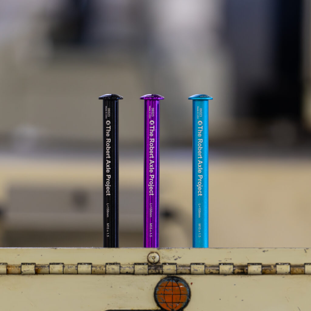 King Thru Axle - 12x167 or 172mm with 1.0mm Thread - The Robert Axle ...